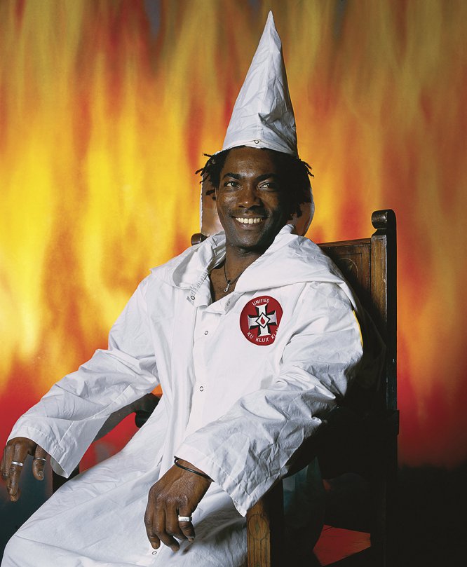 Fotos: Andres Serrano, sagrado o profano | Babelia | EL PAÍS