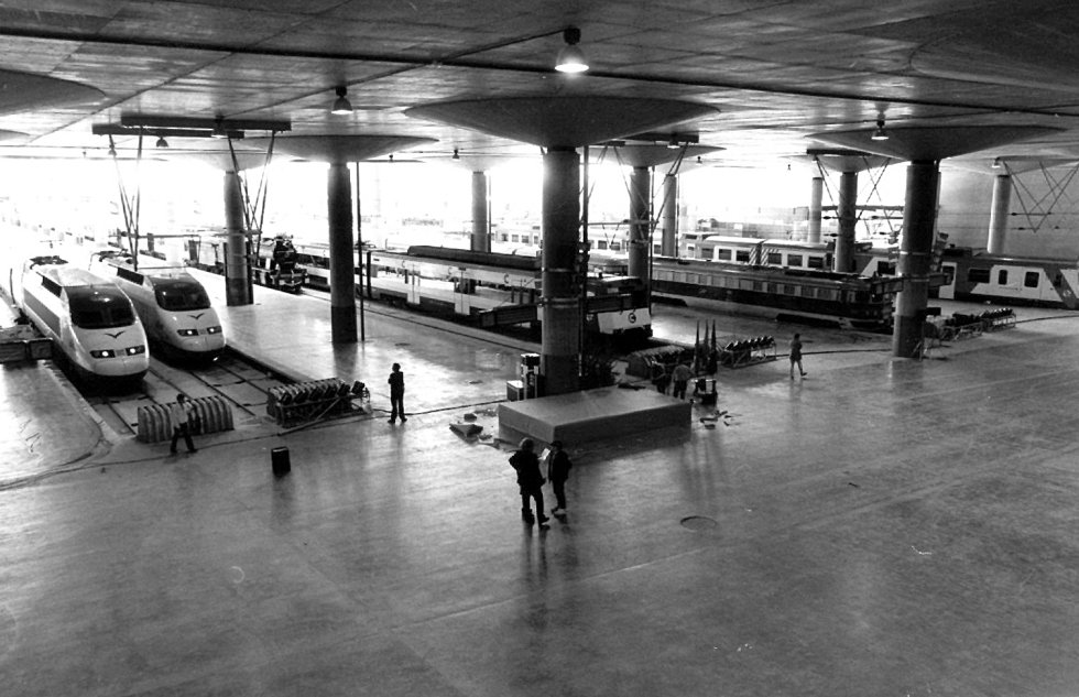 Fotos: El primer viaje del AVE, en imágenes | Economía | EL PAÍS