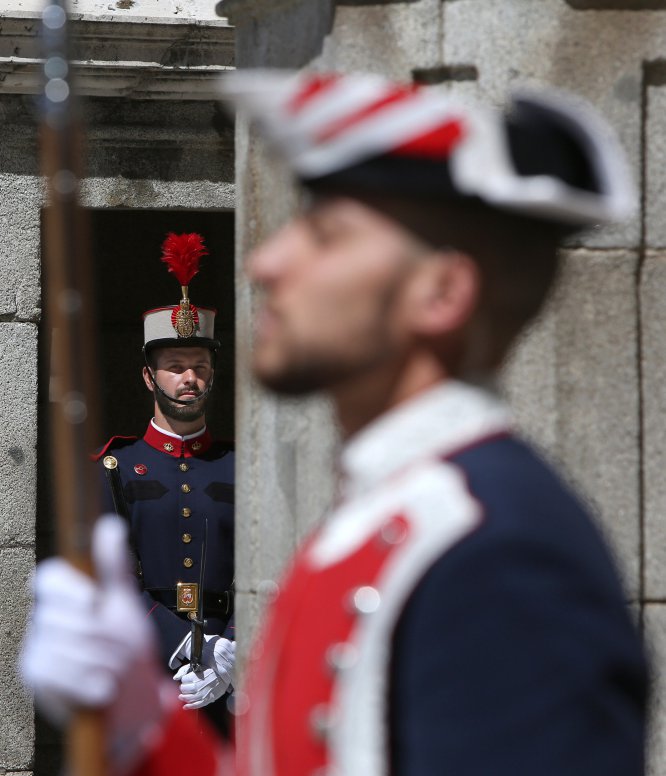 Fotos: Cambio de guardia en el Palacio Real de Madrid | Madrid | EL PAÍS