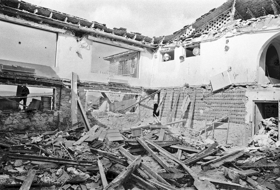 Fotorrelato: 16 imágenes de Jesús Gil que le confirman como el gran ...