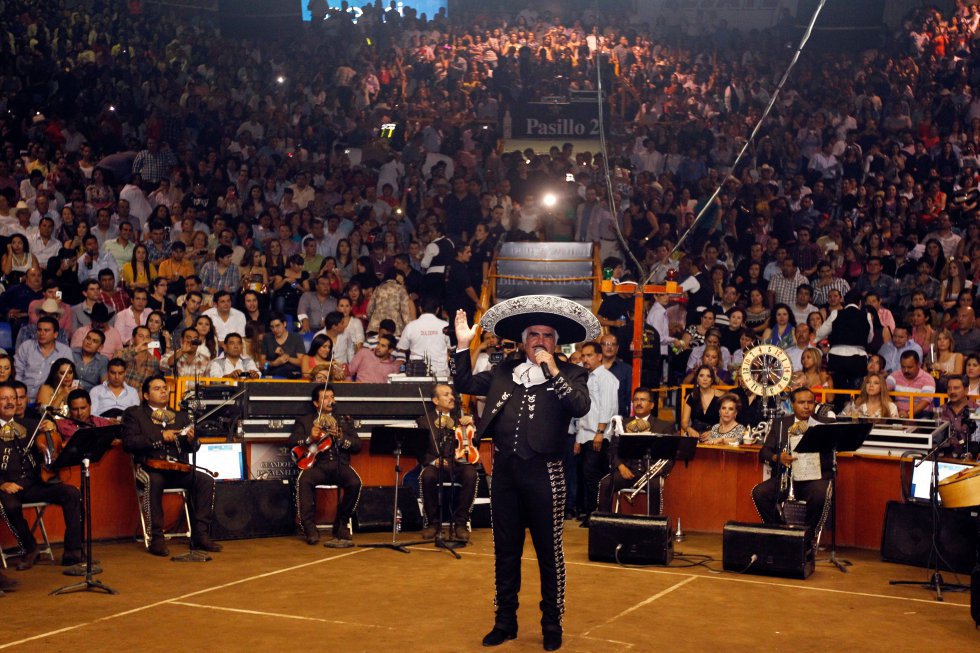 Fotos: Muere Vicente Fernández, 'El charro de Huentitán' | Sociedad ...